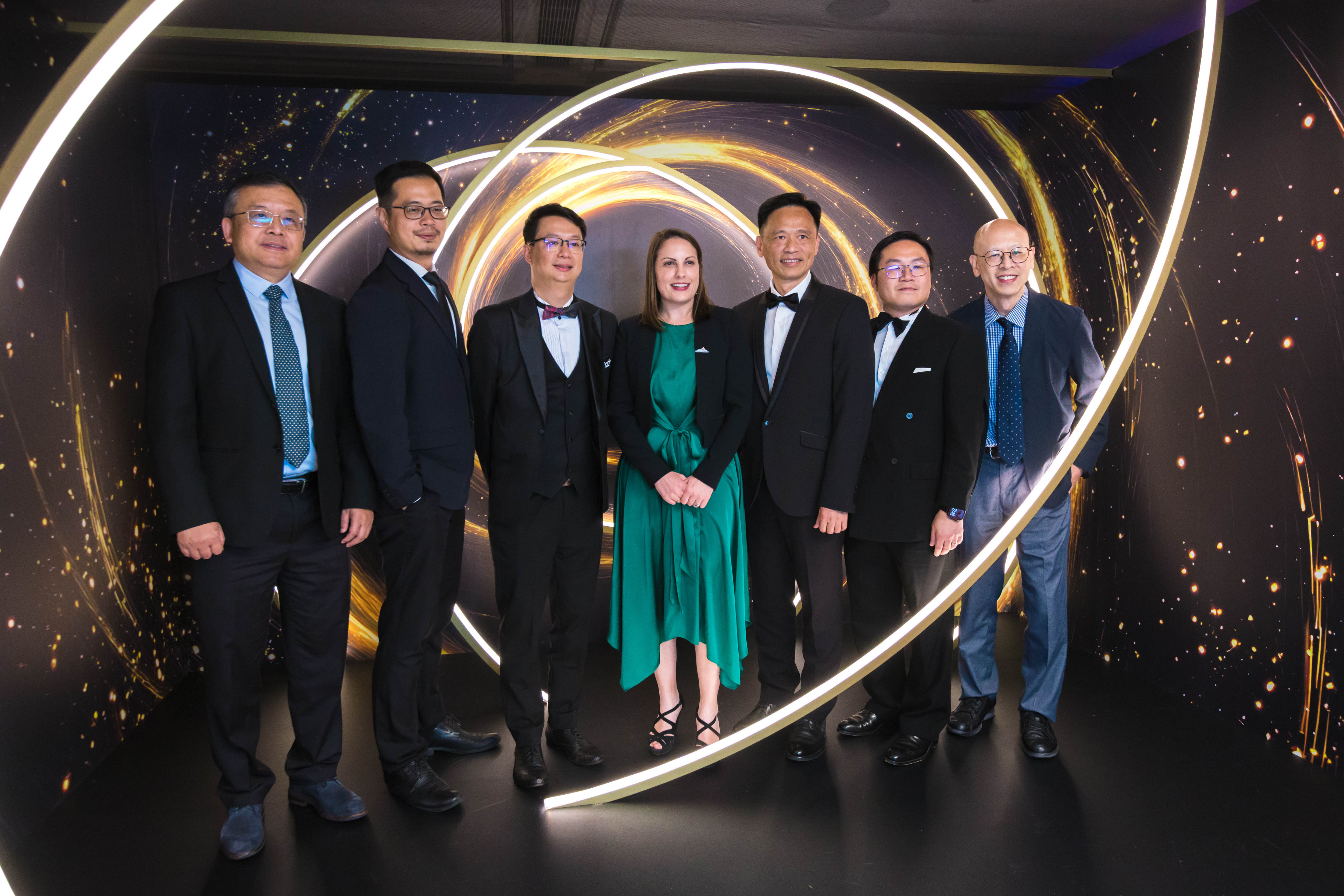 Saint-Gobain Hong Kong Shines at French Chamber Gala Dinner | Saint-Gobain